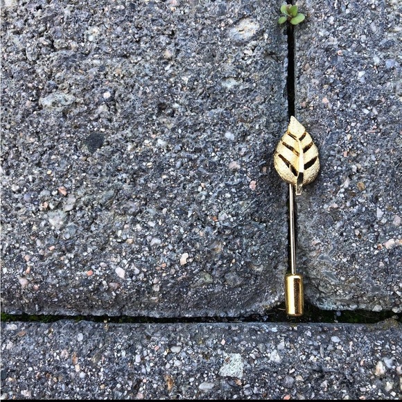 Vintage | Accessories | Vintage Gold Metal Single Leaf Pocket Pin ...
